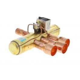Amana-Goodman 0151R00200-24V Reversing Valve | PartsHnC